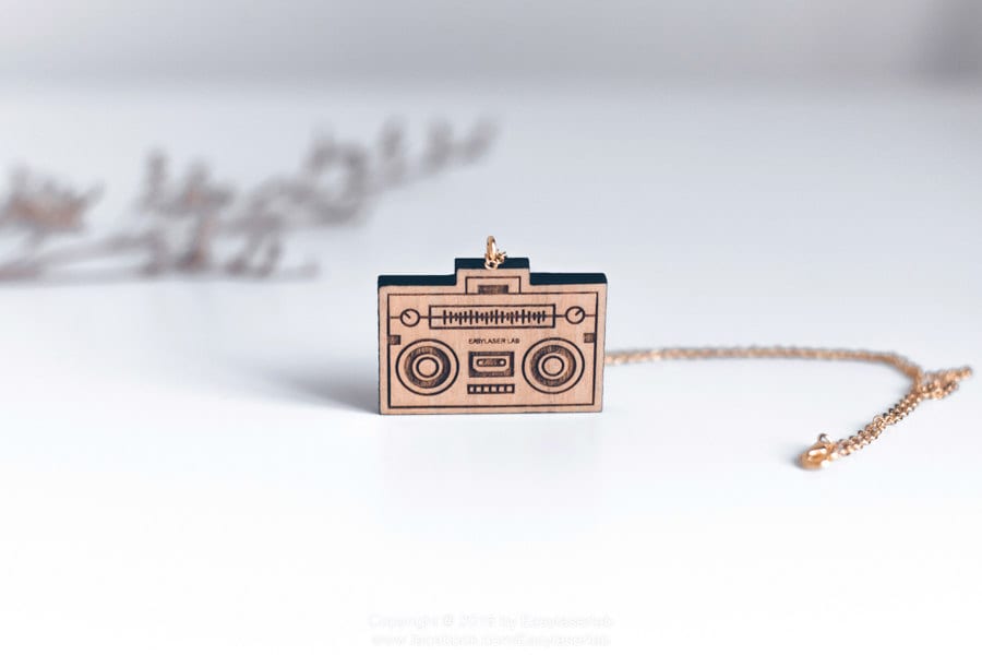 Radio Vintage Wooden Necklace - Etsy
