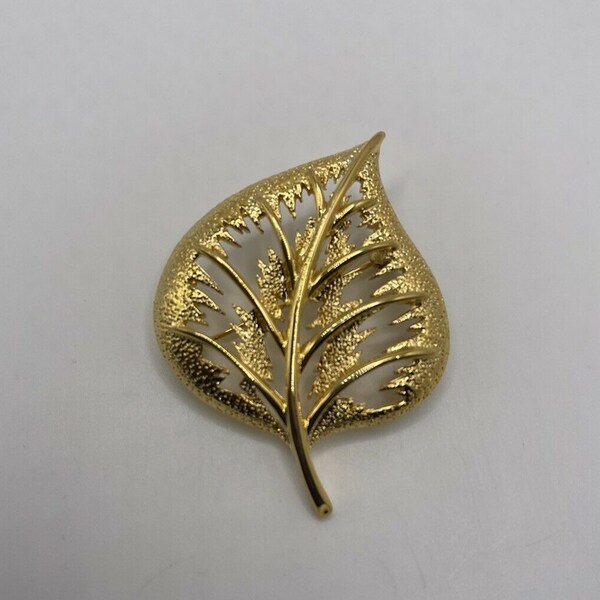 Vintage Leaf Brooch - Etsy