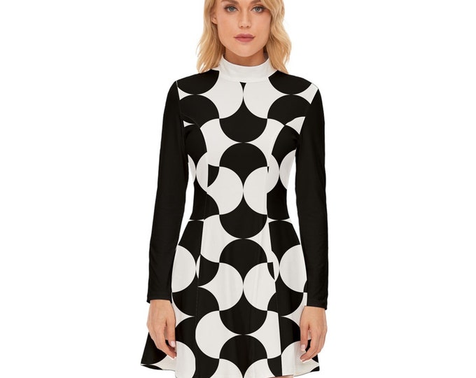 Adorable Vintage 1960s White Mod A-line Mini Dress With Floral and ...