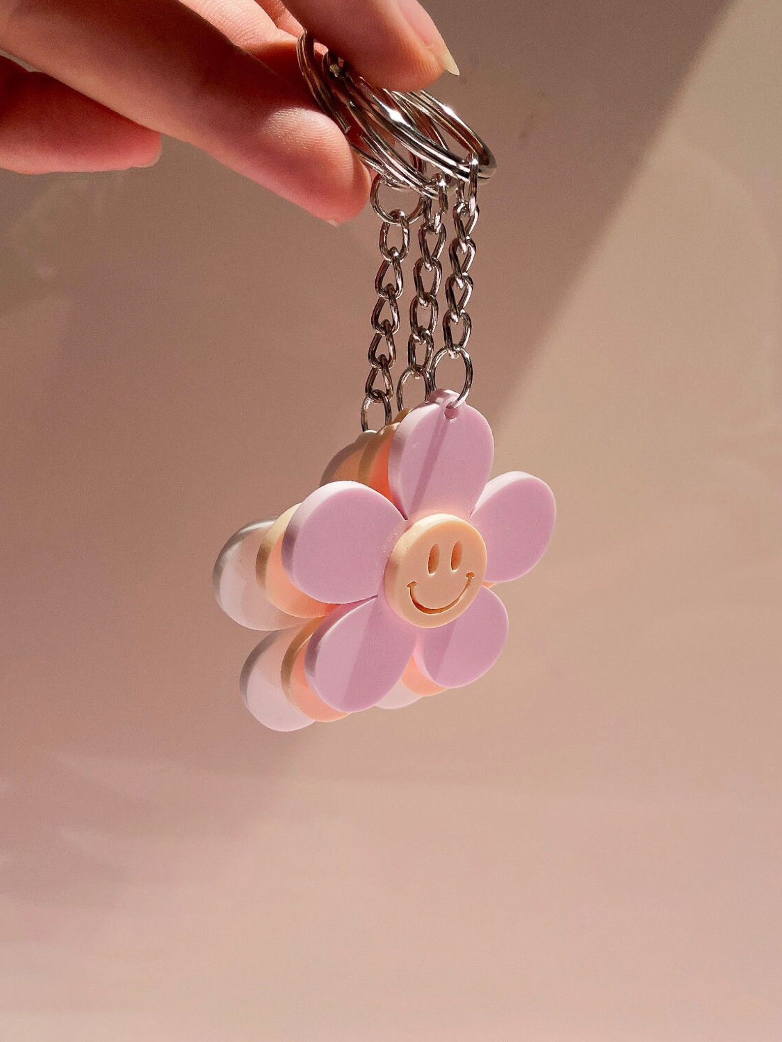 Daisy Chain Smiley Face Keychain Flower Key Chain 90s - Etsy