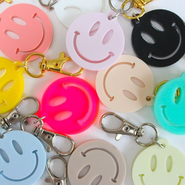Smiley Face Flower Ring - Etsy