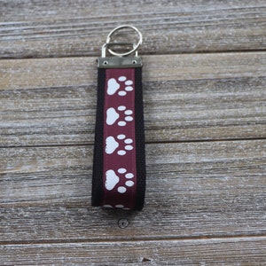 Maroon Paw Print Keychain - Womens Key Fobs- Sports Keychain- Paw Print ...