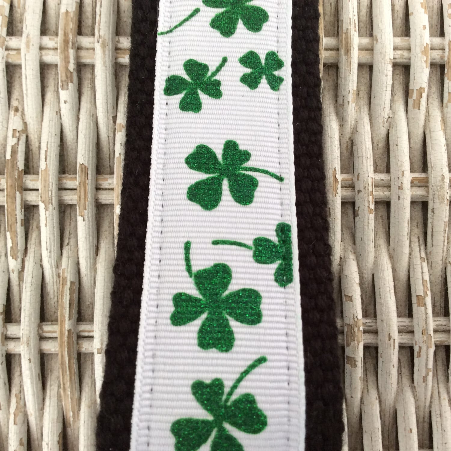 Shamrock Irish Keychain, Keychains for Women, Wristlet Keychain ...