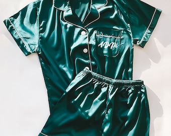 Alpha Delta Pi Font - Etsy