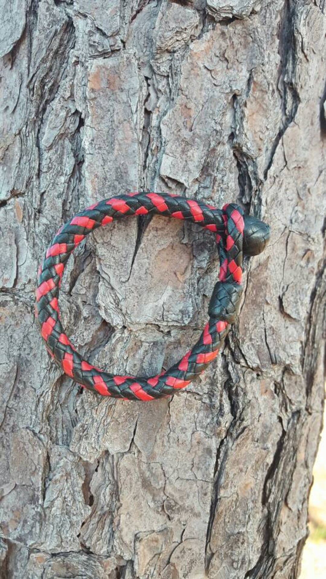 12 String Diamondback Bracelet, Kangaroo Leather, Black and Red - Etsy