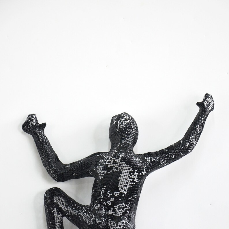 Climbing Man Sculpture, Wire Mesh Sculpture, Hanging Sculpture, Modern ...