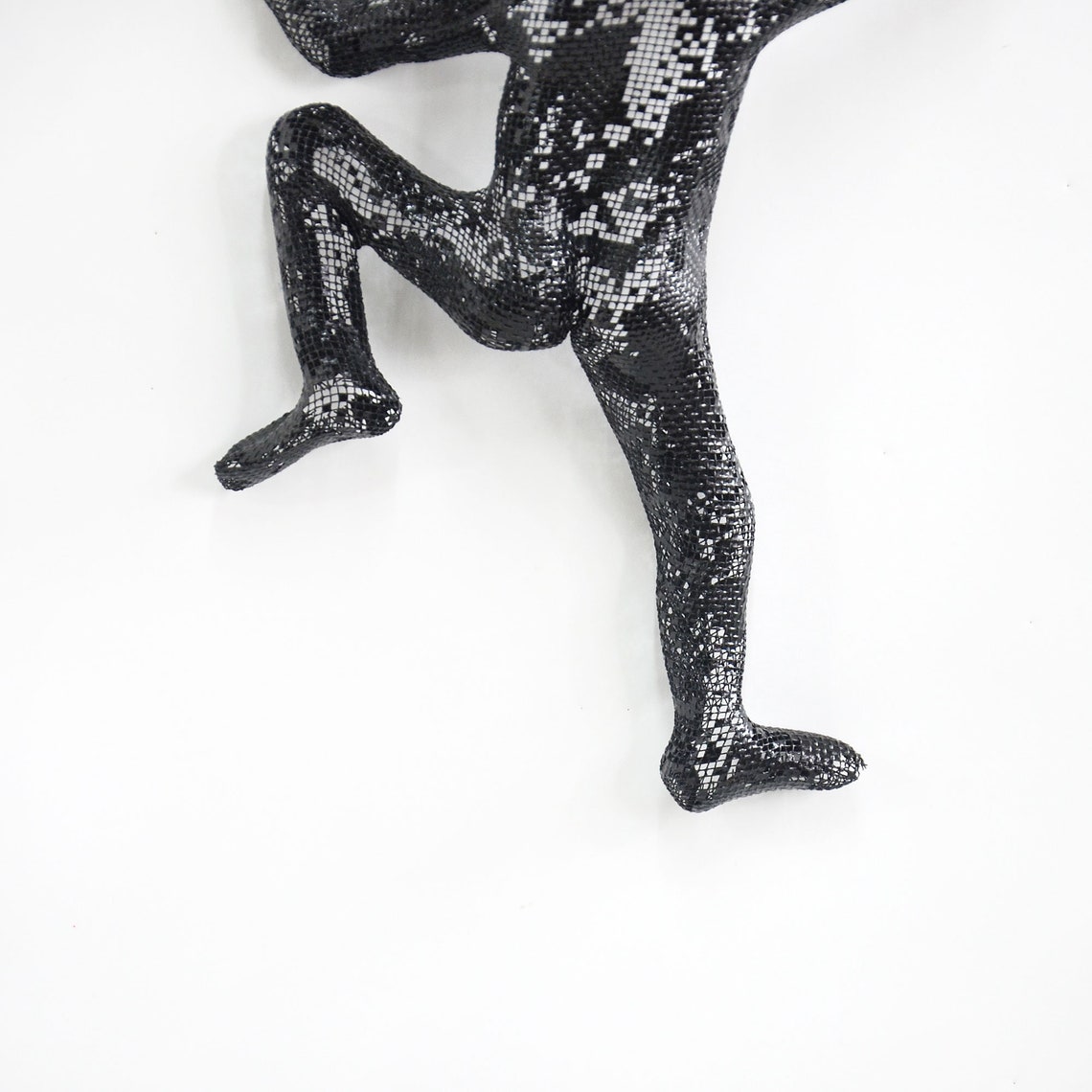Climbing Man Sculpture, Wire Mesh Sculpture, Hanging Sculpture, Modern ...