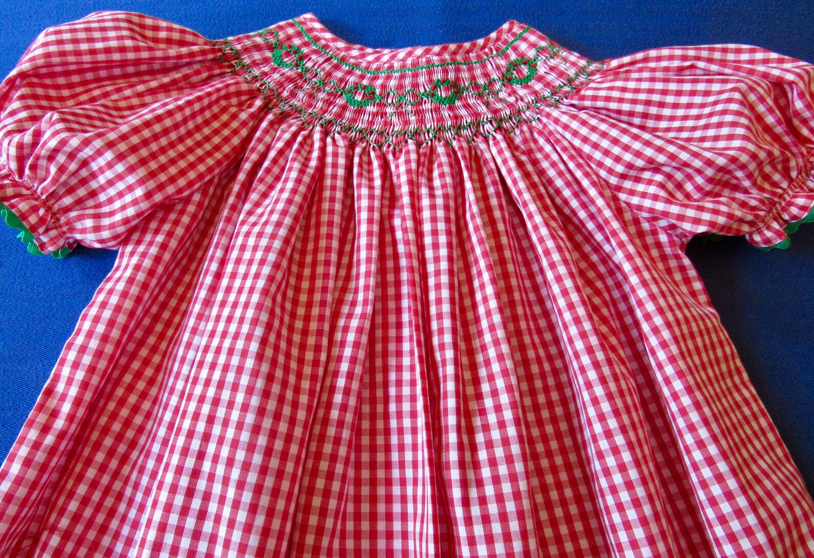 Christmas Wreath Dress. Christmas Dress. Green Wreaths. Green Bows. - Etsy