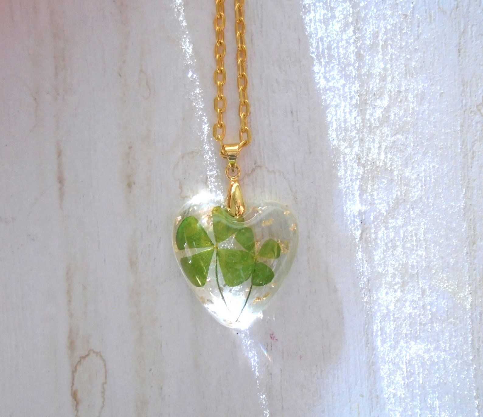 Real Four Leaf Double Clover Heart Resin Shamrock Gold Tone Pendant ...
