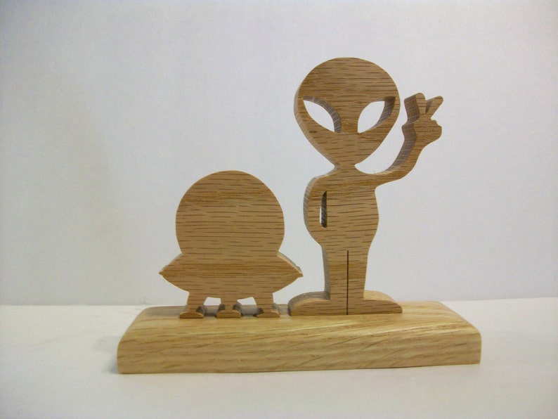 Alien Desk Clock - Etsy