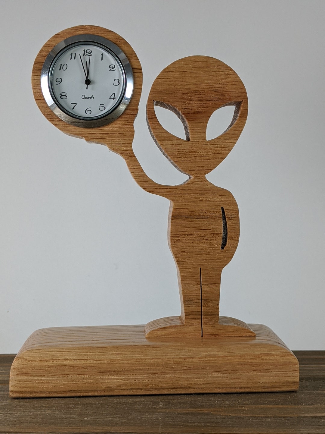 Alien Holding A Clock, Novelty Desk Clock | Custom | Handmade | Solid ...