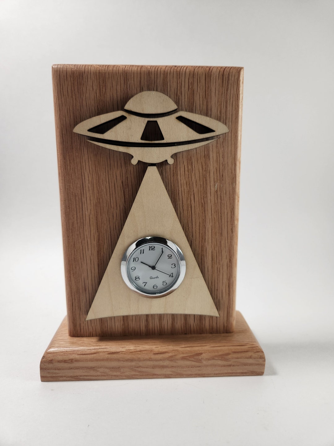Handmade Oak Alien Spaceship Desk Clock: Novelty Timepiece - Etsy