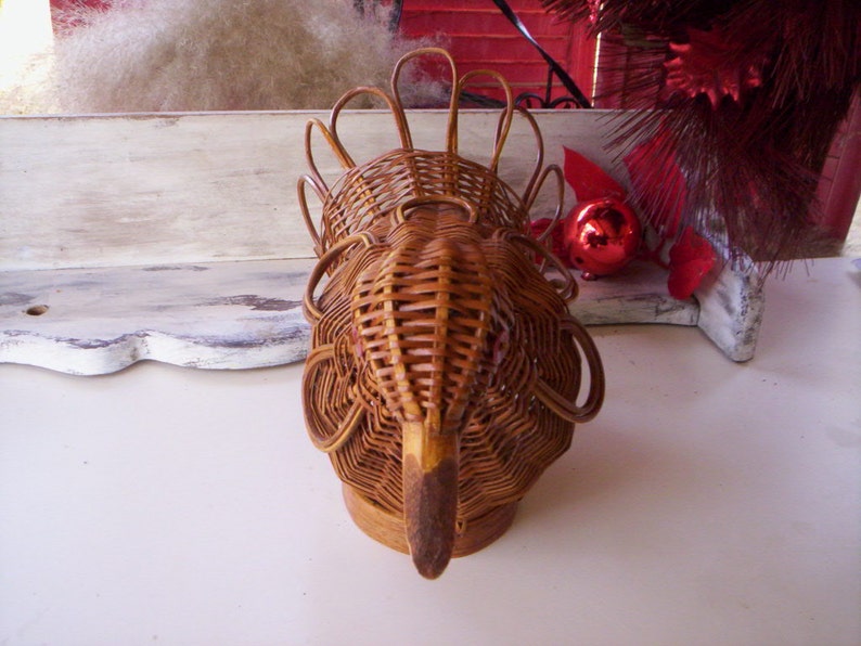 Bird Shaped Basket/bird Basket/wicker Basket/woven Basket/wick and Wood ...