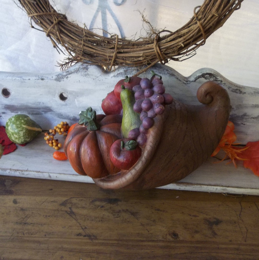 Vintage Ceramic Cornucopia With Fruits Centerpiece/thanksgiving Fall ...