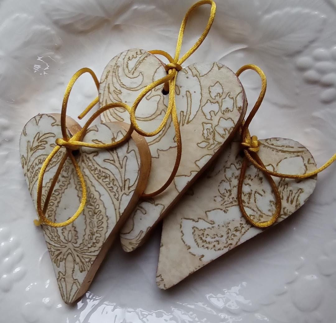 Item 18. One Gold Damask Heart Wood Hanging Heart Wedding Heart Decor ...