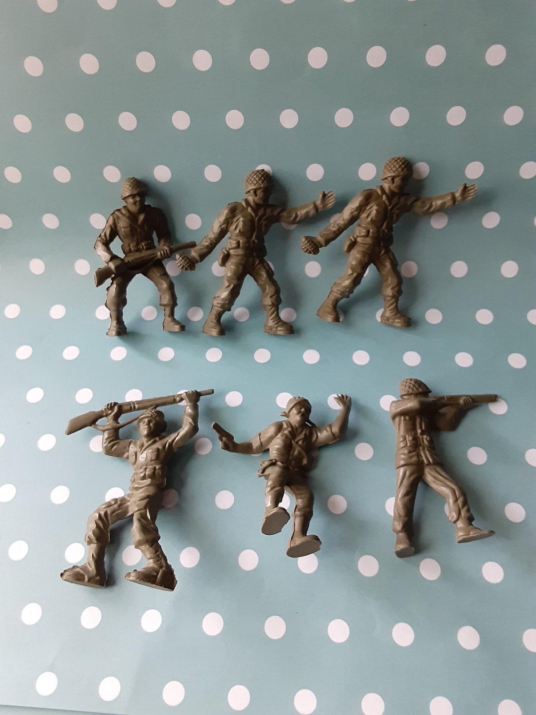 Retro Plastic Army Men - 3" Gray Plastic Combat Soldiers - Lido Toy Co ...