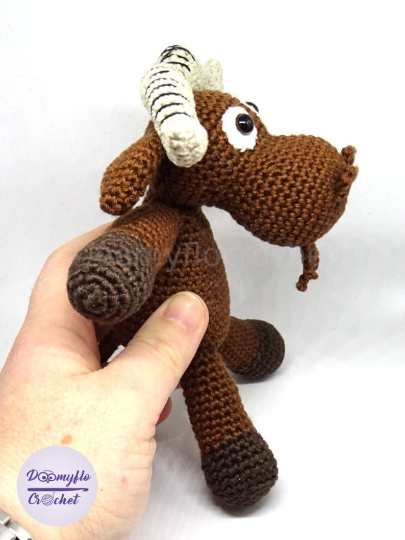GNU/Linux mascot wildebeest amigurumi | Etsy