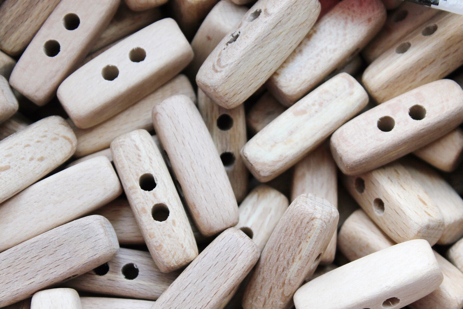 Set of 5 Wooden Buttons - Eco Friendly Buttons - Made of Beech Wood - Etsy