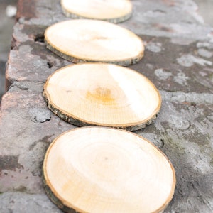 Set of 2 Unfinished Wooden Slices With Tree Bark Made of Alder Wood 90 ...