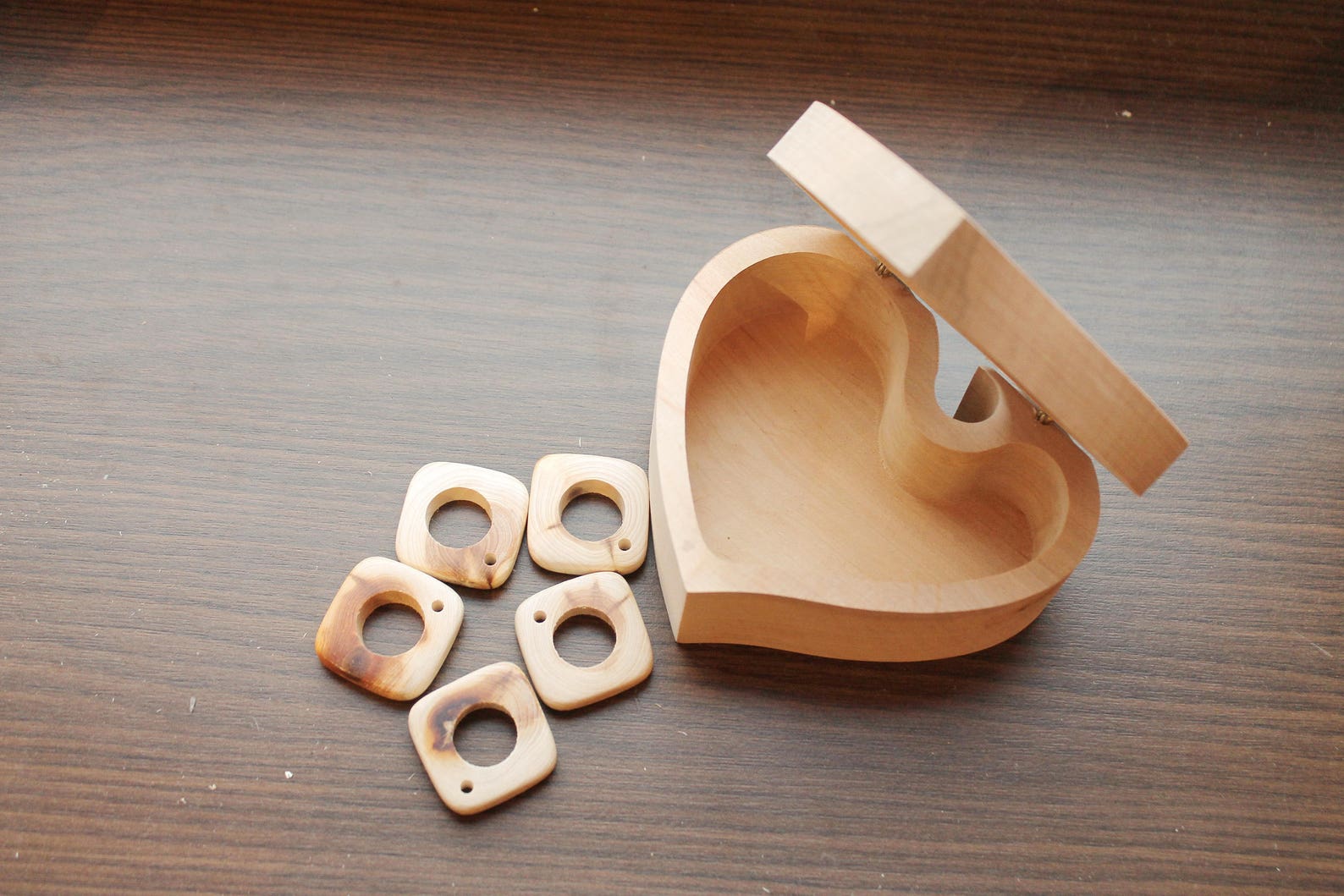 Hinged Heart-box with a curl unfinished wooden with cover | Etsy