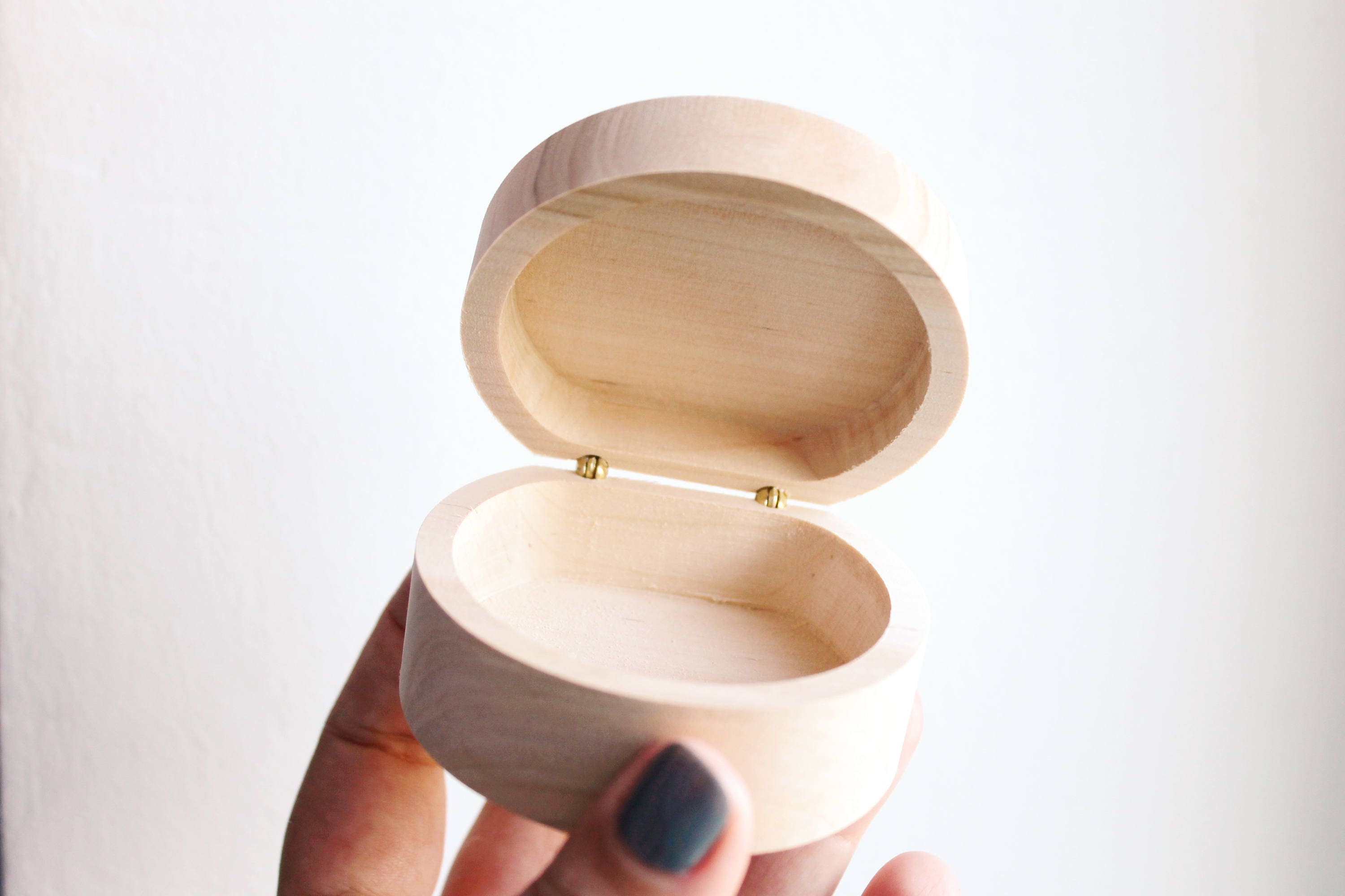 65 mm Round unfinished wooden box with cover on hinge | Etsy