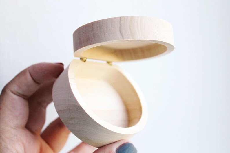 65 mm Round unfinished wooden box with cover on hinge | Etsy