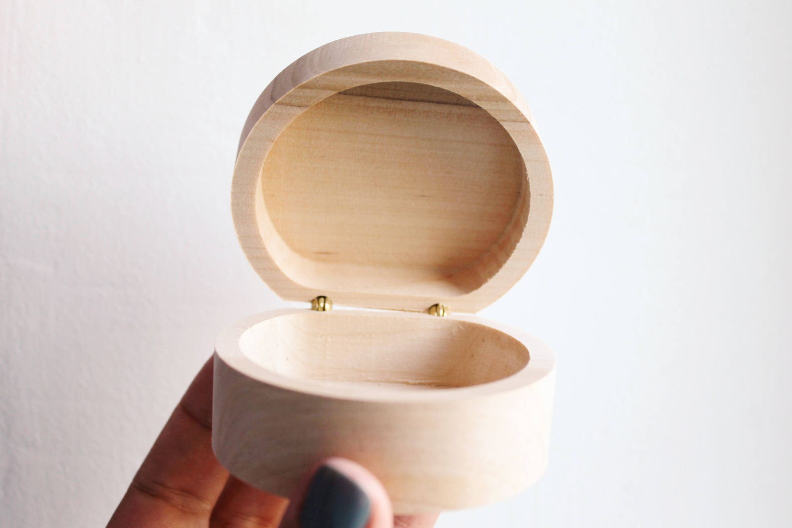 65 mm Round unfinished wooden box with cover on hinge | Etsy