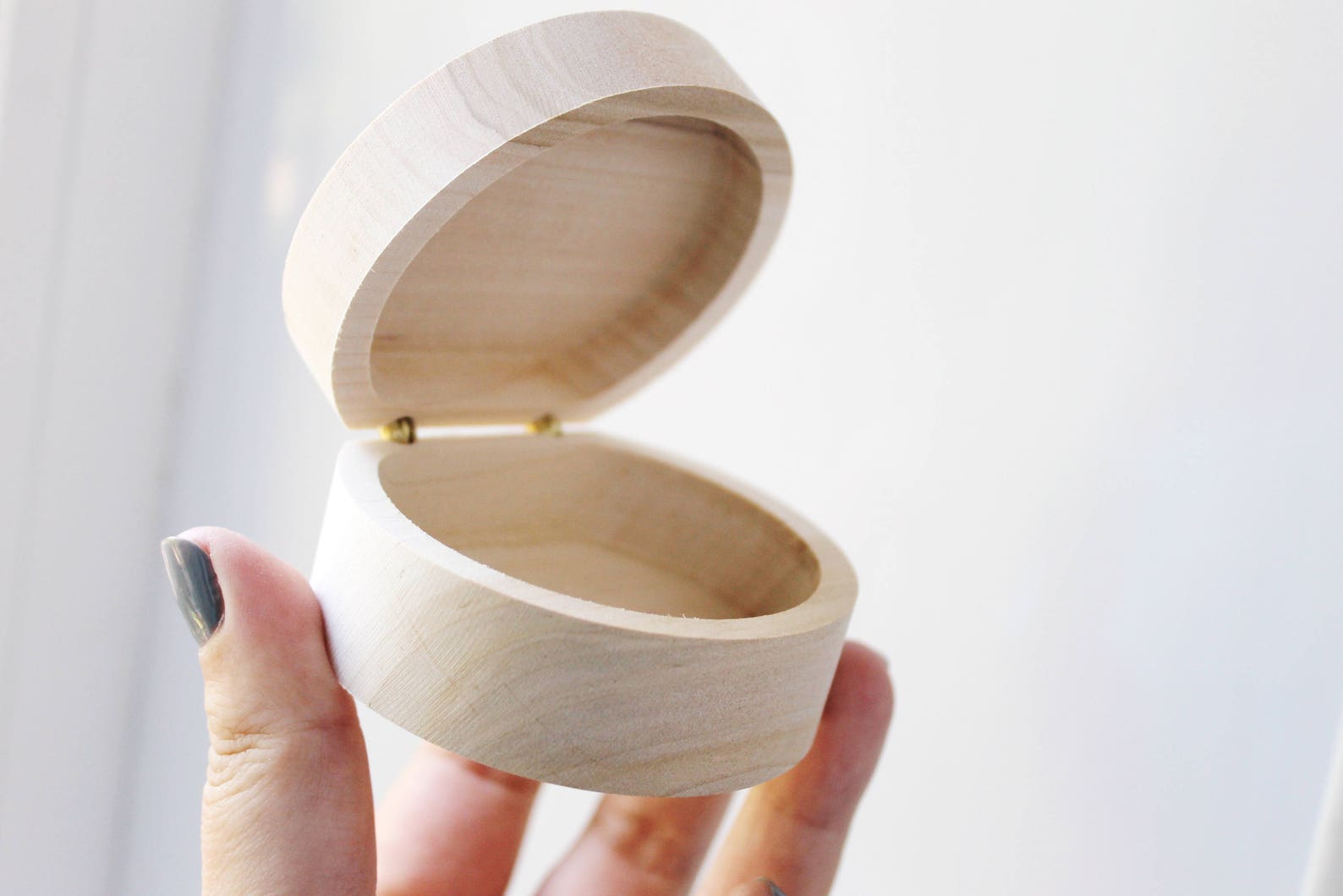 65 mm Round unfinished wooden box with cover on hinge | Etsy