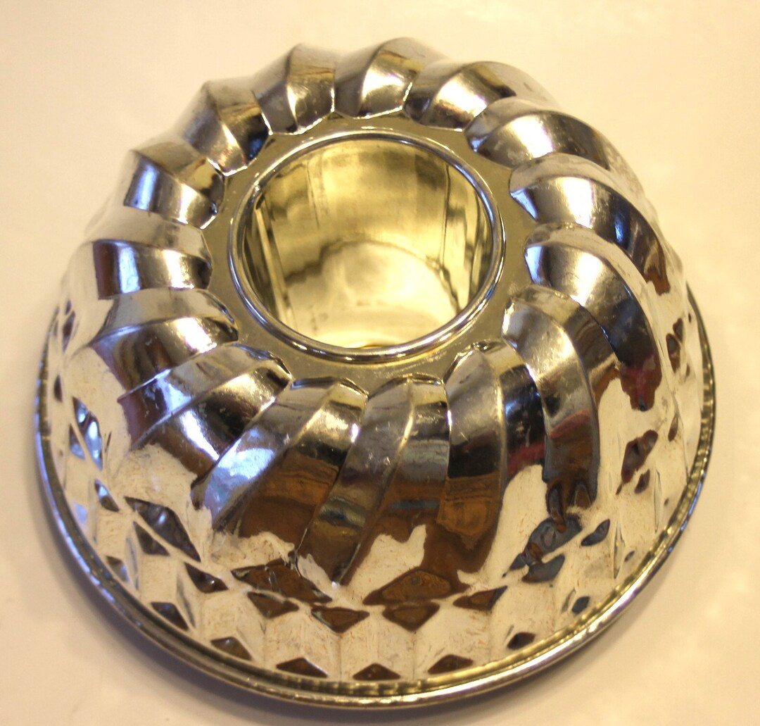 Kaiser West Germany Pan: Vintage Bundt Mold Pan - Etsy