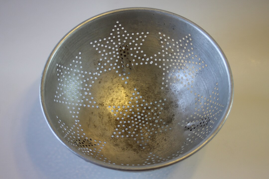 Vintage Seven Star Aluminum Colander/strainer (NO HANDLES) - Etsy
