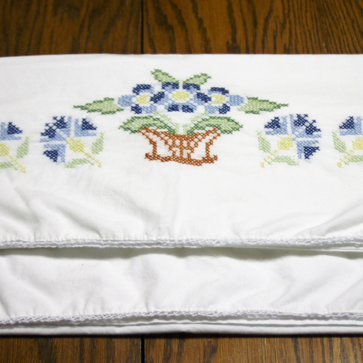 Embroidered Pillowcase Counted Cross Stitch Pillowcases in - Etsy Hong Kong