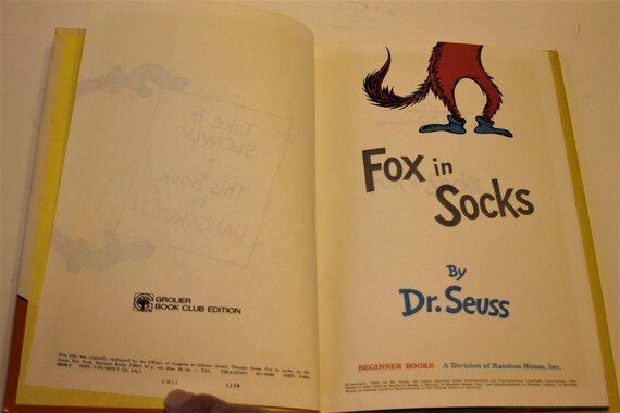 Dr. Seuss Leyendo Un Libro Hay Un Molillo En Mi Bolsillo! (There's A