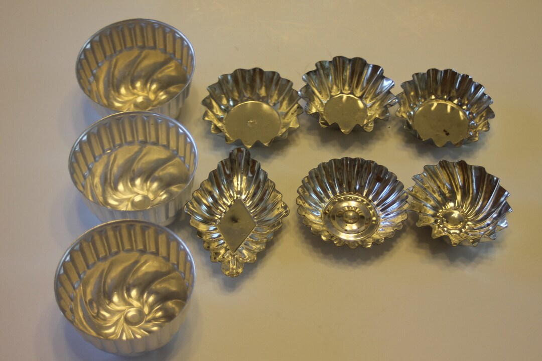 Set of 9 Mini Vintage Tin Molds for Crafts (NOT for Food Use) - Etsy