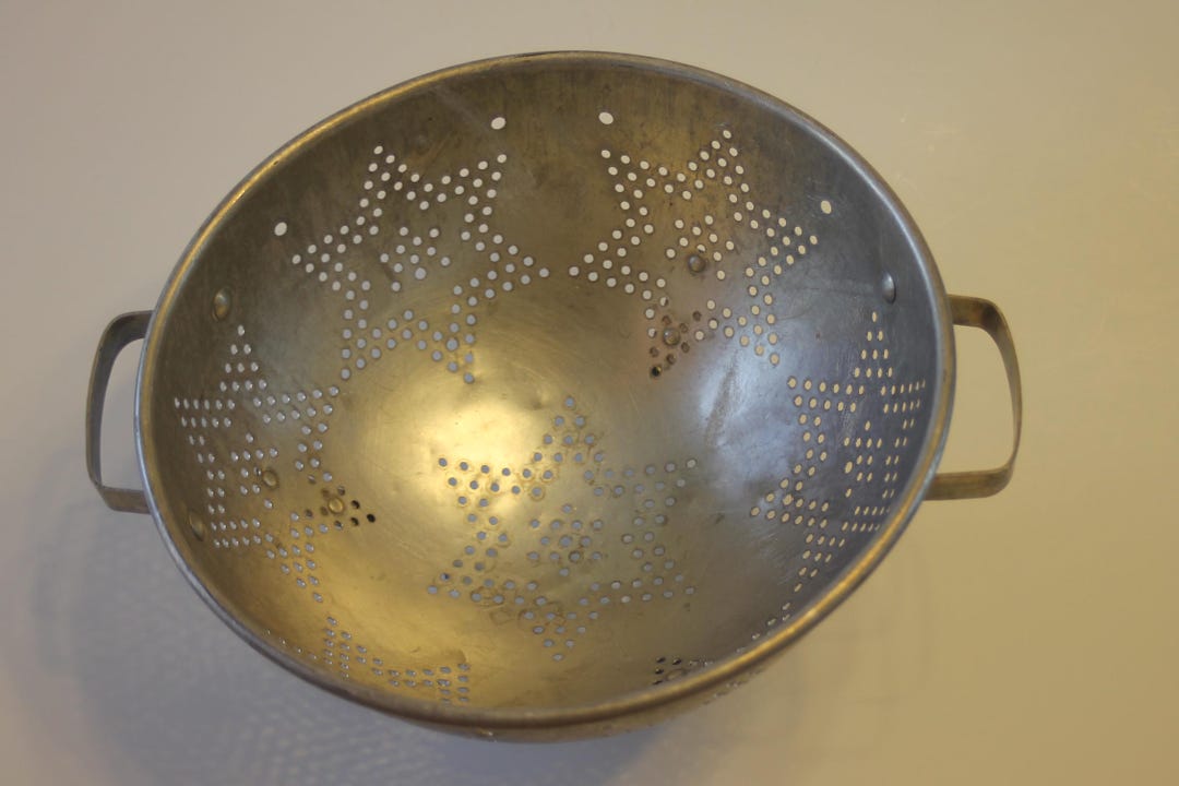 Vintage Seven Star Aluminum Colander/strainer - Etsy