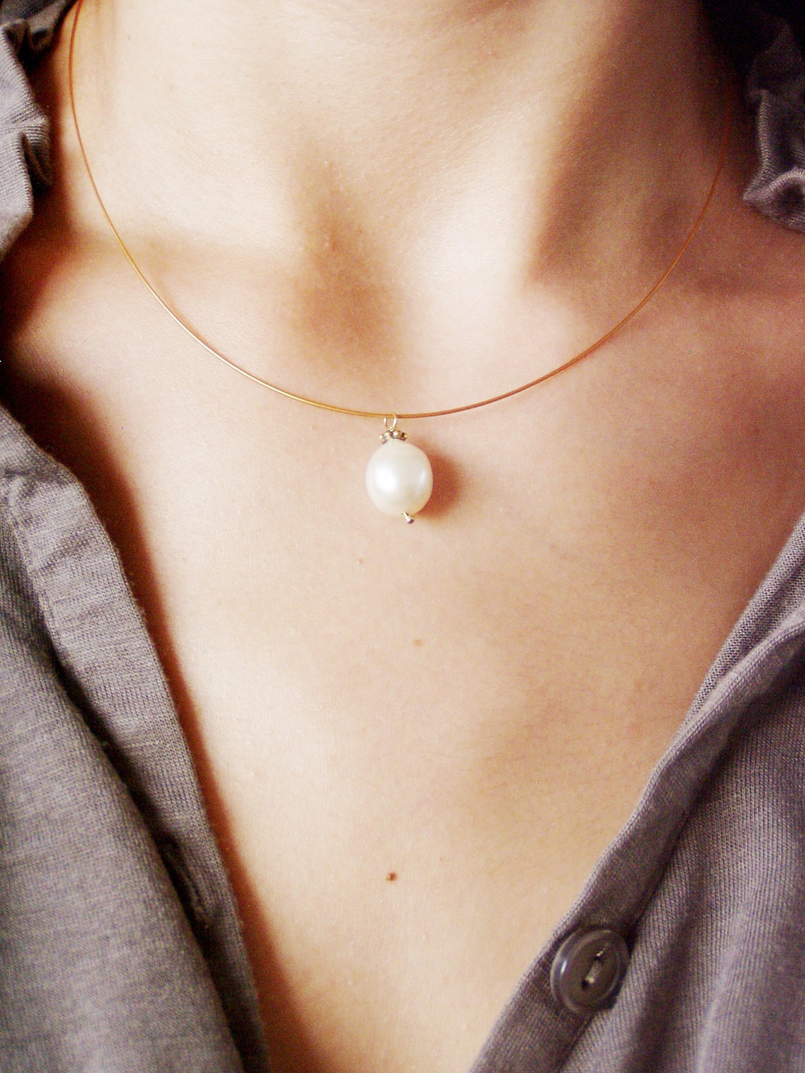 White Pearl Pendant on a Gold Plated Steel Wire Sweet Water - Etsy