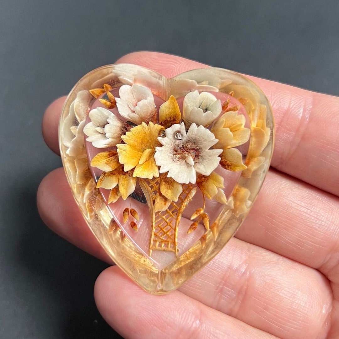 Lucite Undercarved Heart Floral Brooch Pink Blush - Etsy