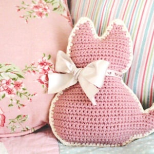 Kitty-cat Mini Cushion: A Crochet PDF Pattern - Etsy