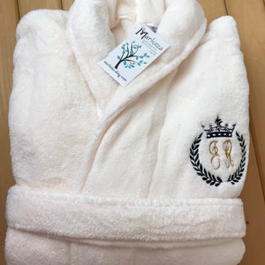 Personalized Plush Spa Robe / Custom Monogrammed Luxury Bathrobe ...