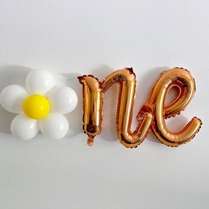 Daisy First Birthday Balloons, White and Yellow Flower Balloon Kit ...