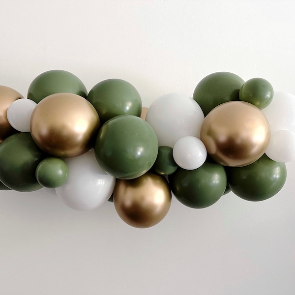 Green Party Decor - Etsy