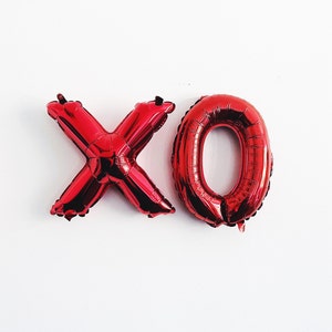 Valentine's Day Party | Valentine's Day Decor | XOXO Balloons ...