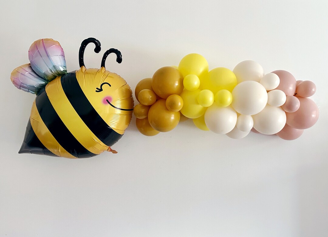 Bumble Bee Party Decorations, Bee Party, Bee Day Balloon Decoration ...
