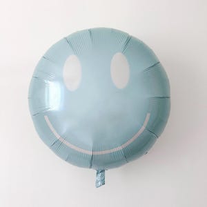 Smile Face Balloon Garland, Balloon Party Kit, Blue Party Decorations ...