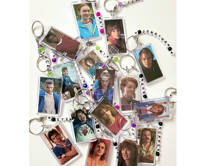 Stranger things keychain - Etsy