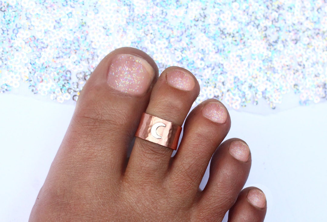 Copper Toe Ring With Crescent Moon, Adjustable Boho Foot Jewellery - Etsy