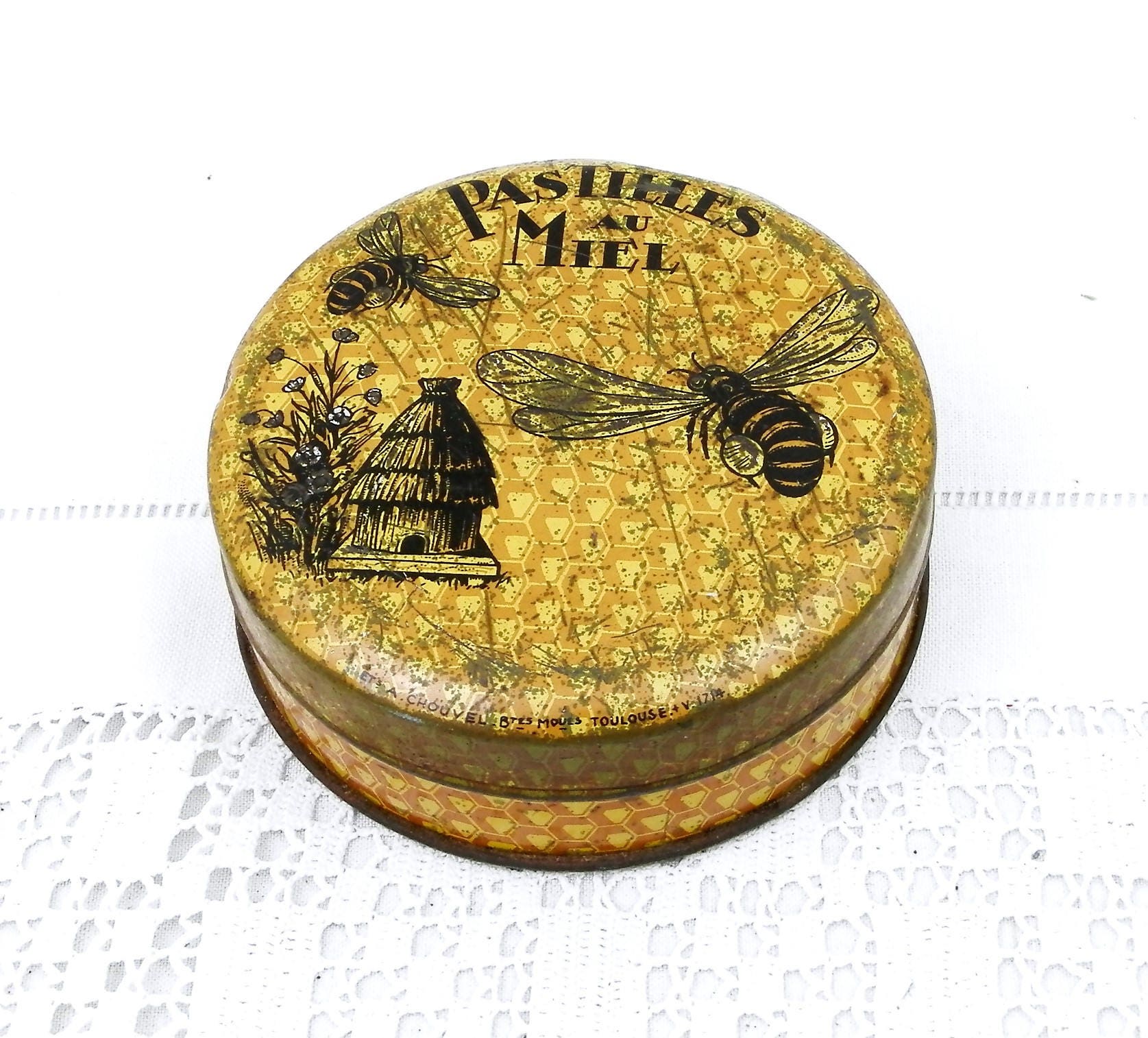 Vintage Yellow Honey Candie Lozenges Metal Tin with Bees and Hive ...