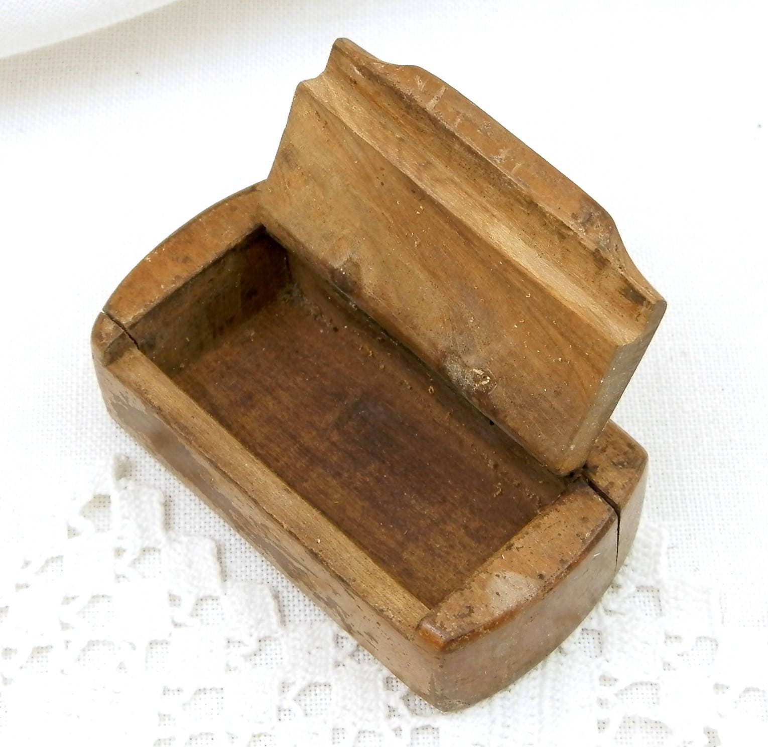 Antique Treen Wooden Snuff Box, Rustic Folk Art Box, Pocket Sized Wood ...