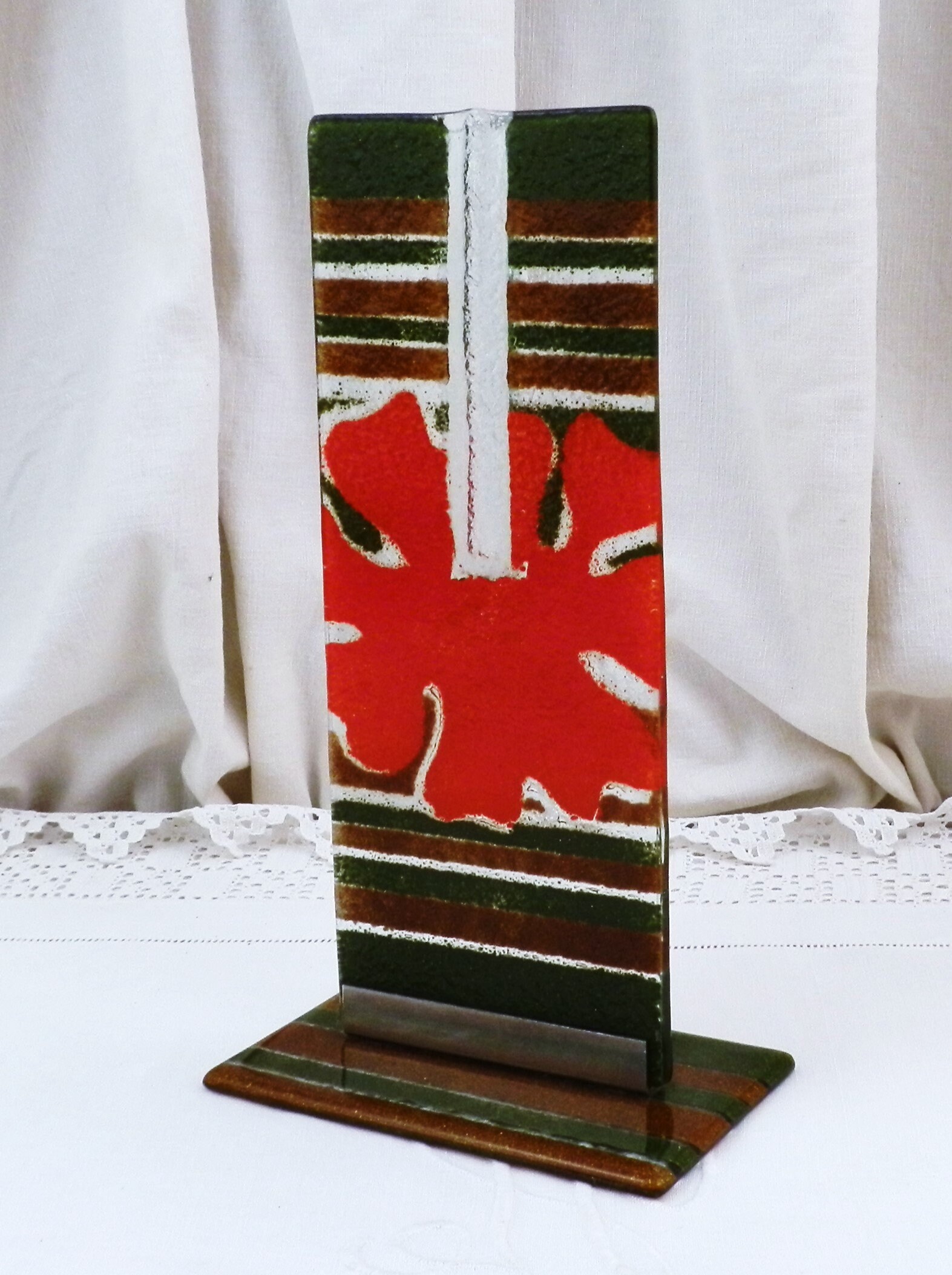 Vintage Fused Art Glass Posy Vase in Red and Green, Retro Tabletop ...