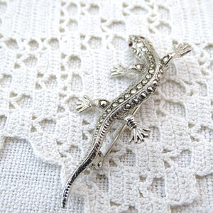 Vintage Sparkly Silver Colored Metal Lizard Pin With Red Glass - Etsy