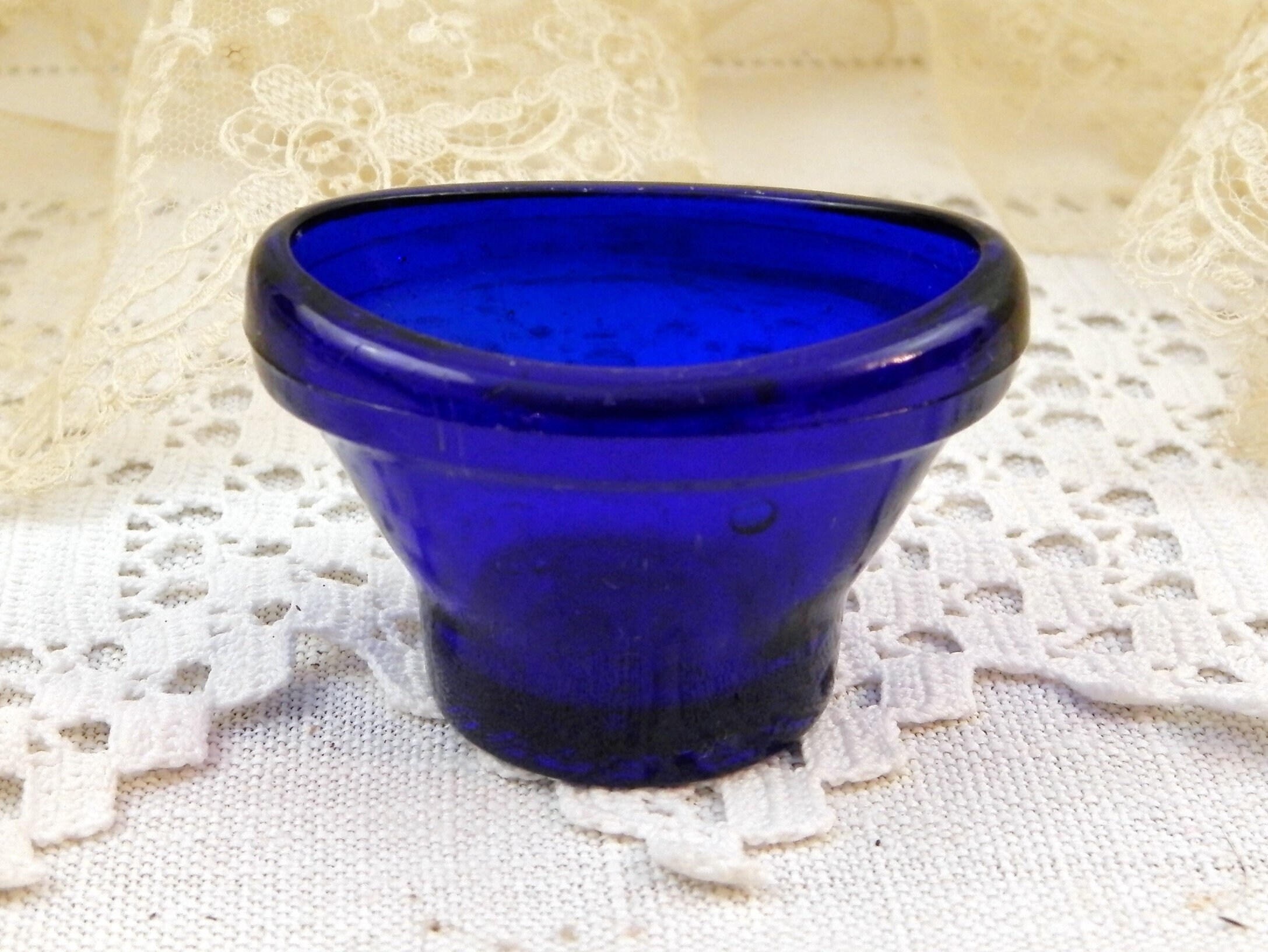 Functional Vintage French 1940s Blue Glass Eye Bath by Optrex, Retro ...
